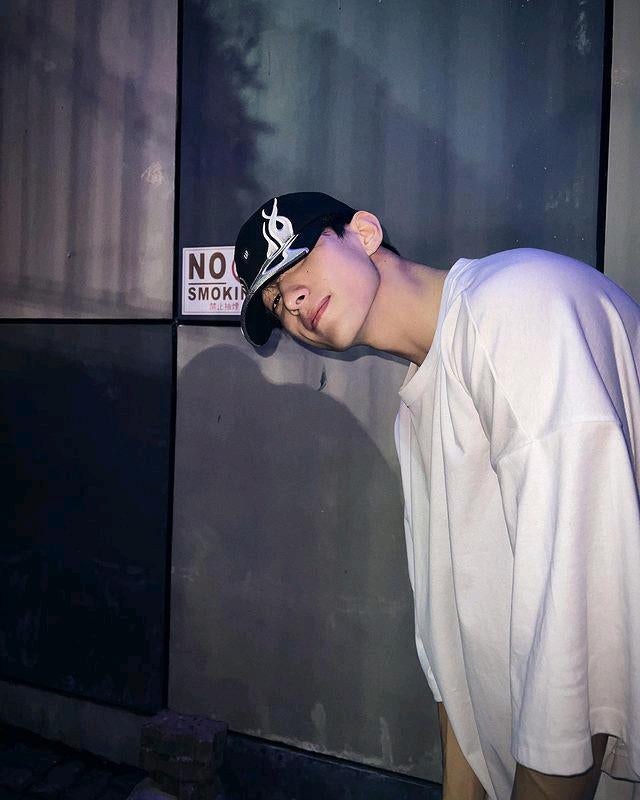 221010 Dokyeom Instagram Update - PTKOREA