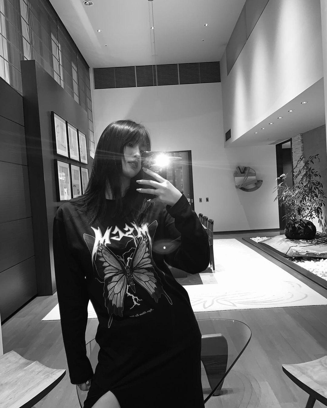 221014 Momo Instagram Update - Pretty Momo - PTKOREA