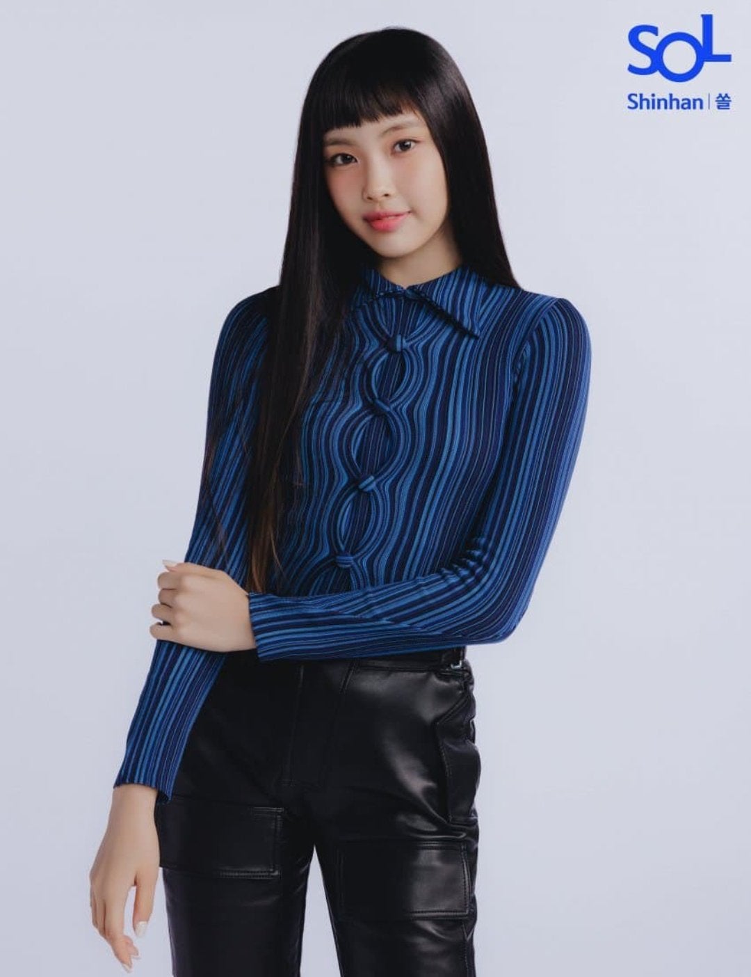 221024 NewJeans x Shinhan Bank for New SOL Photo Releases - PTKOREA