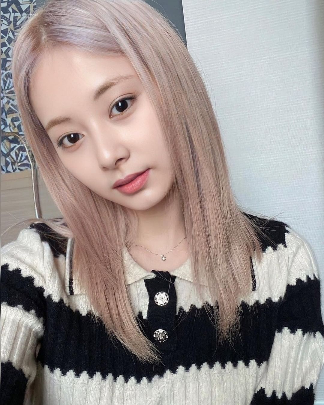 221004 zooc_official Instagram Update - "Tzuyu's Pick !" - PTKOREA
