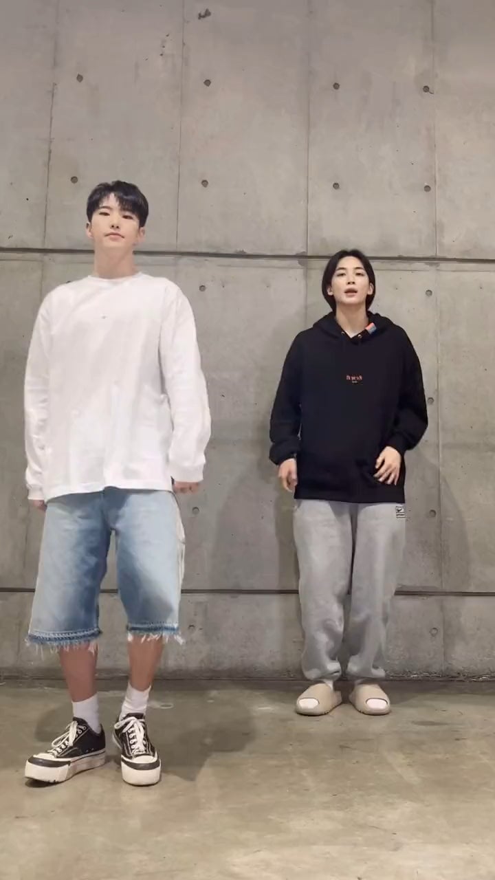 221117 Hoshi & Jeonghan TikTok Update - DREAM Dance Challenge - PTKOREA
