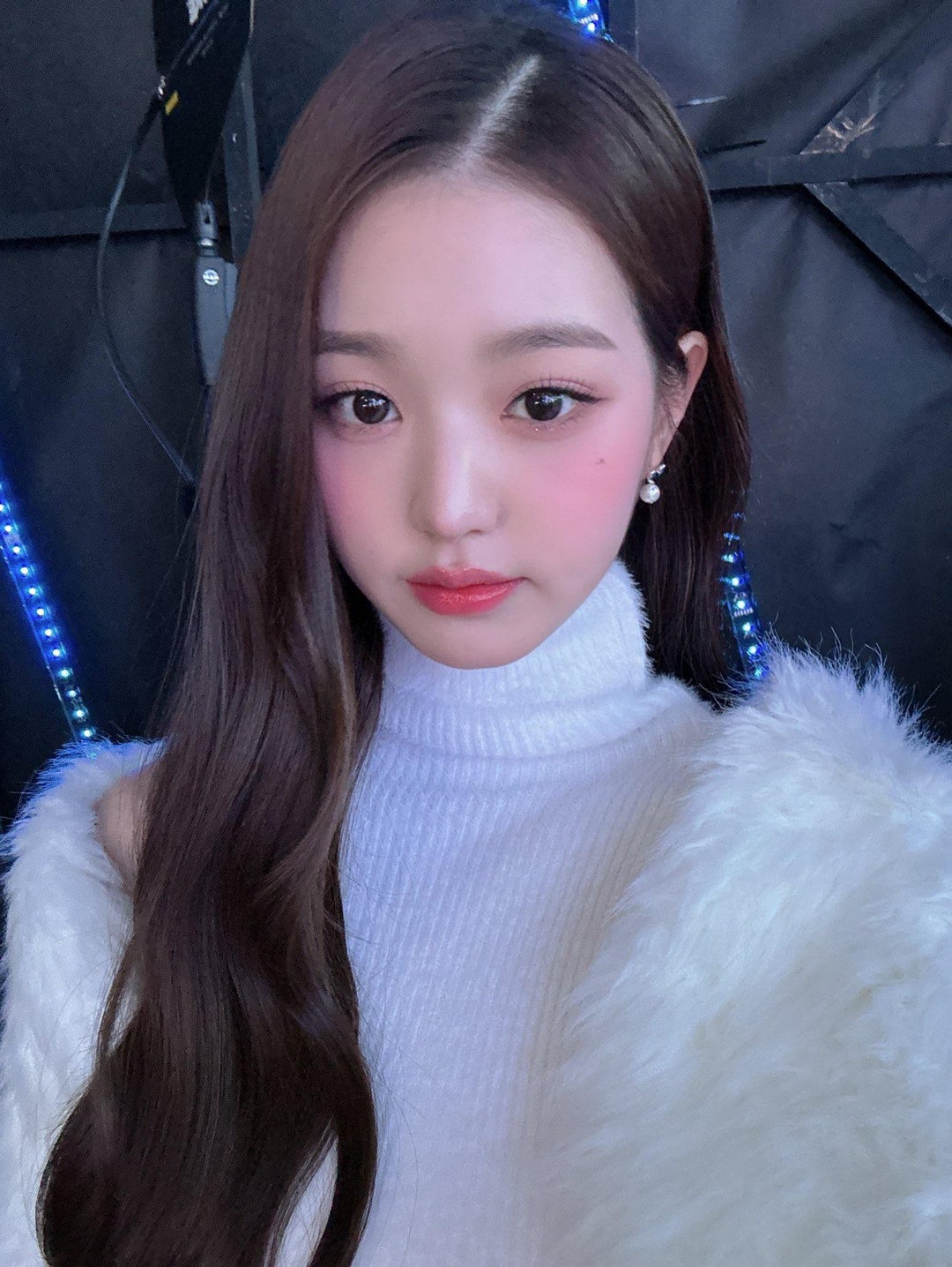 221118 IVE Official Twitter Update with Wonyoung (KBS Music Bank) - PTKOREA
