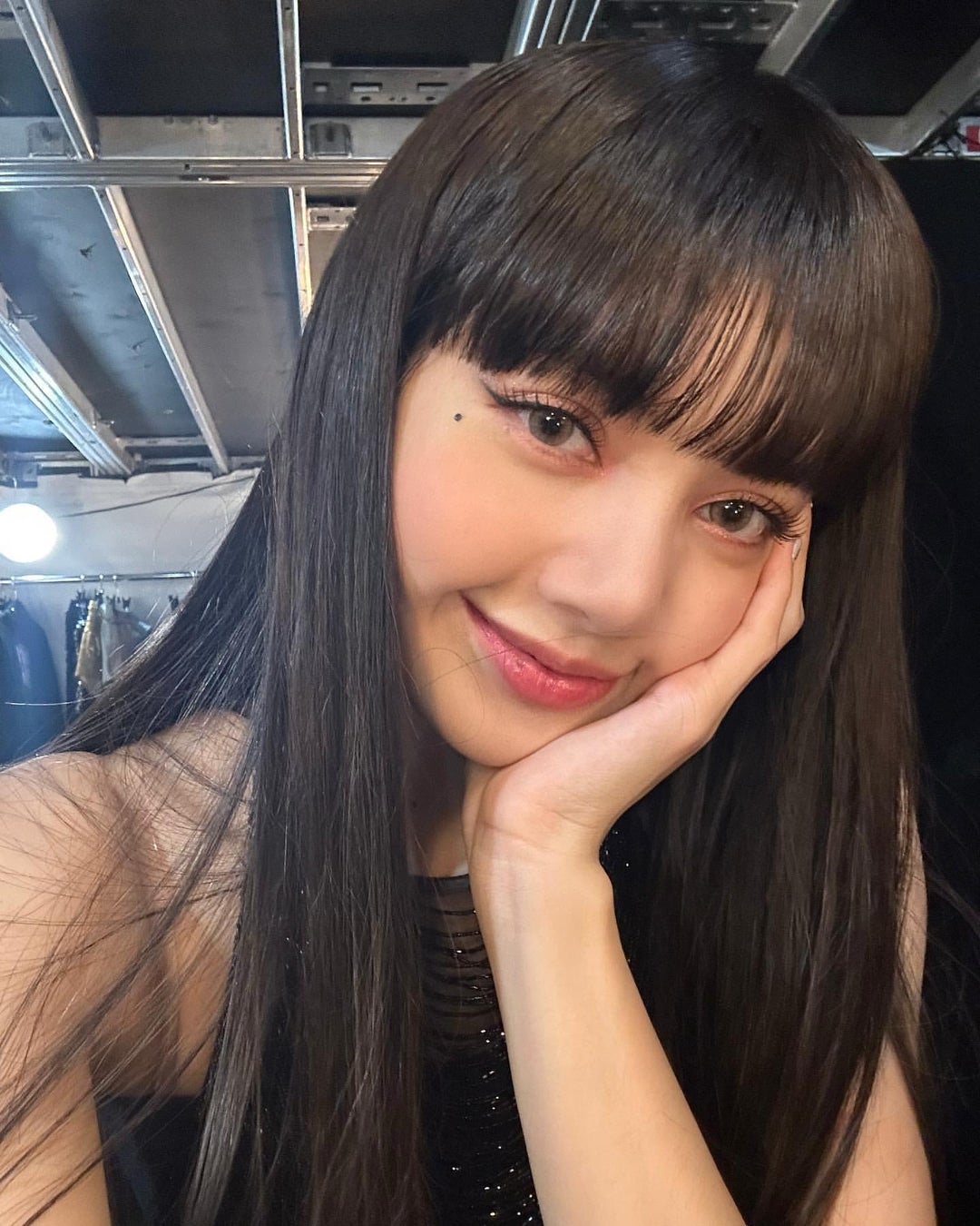 221109 Lisa IG Update - PTKOREA