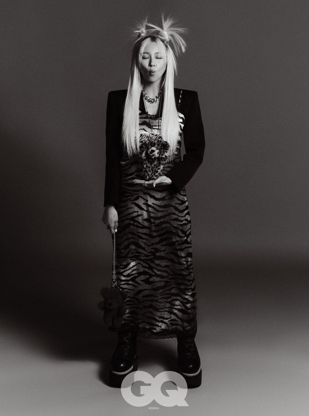 TWICE Chaeyoung - GQ Korea (January 2023 Issue Pictorial Preview) - PTKOREA