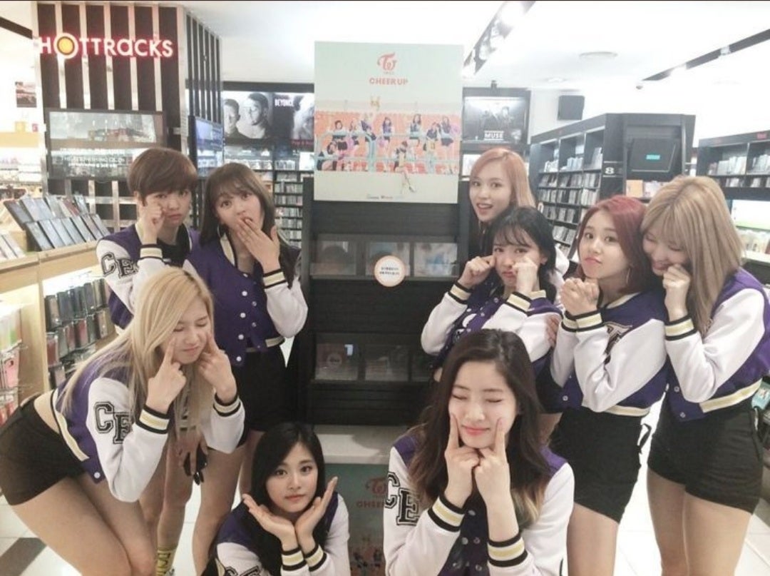 Cheer Up TWICE - PTKOREA