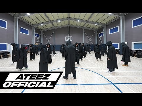ATEEZ - New World + Guerrilla (2022 SBS Gayo Daejeon Performance ...