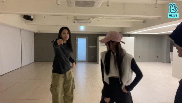 221219 IVE - [V LIVE] YUJIN GAEUL LEESEO (Dance Declaration Ceremony) - PTKOREA