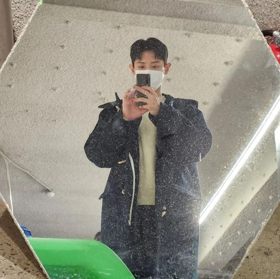 230107 Chanyeol Instagram Update - "🫥" - PTKOREA