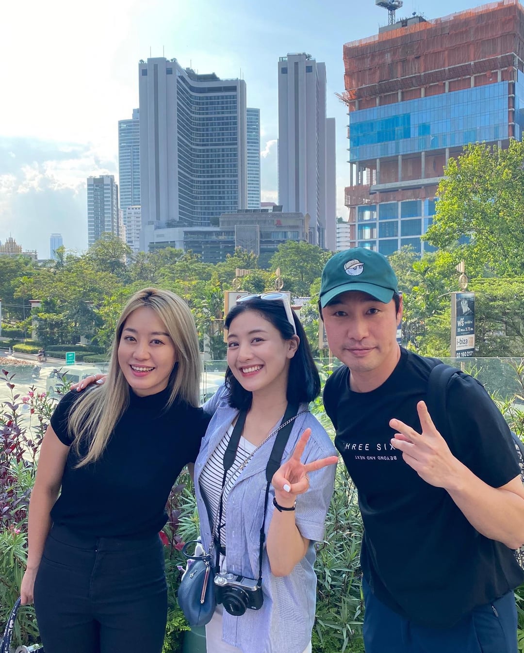 230127 mei.move.lab Instagram Update - Jihyo photos from her Thailand ...