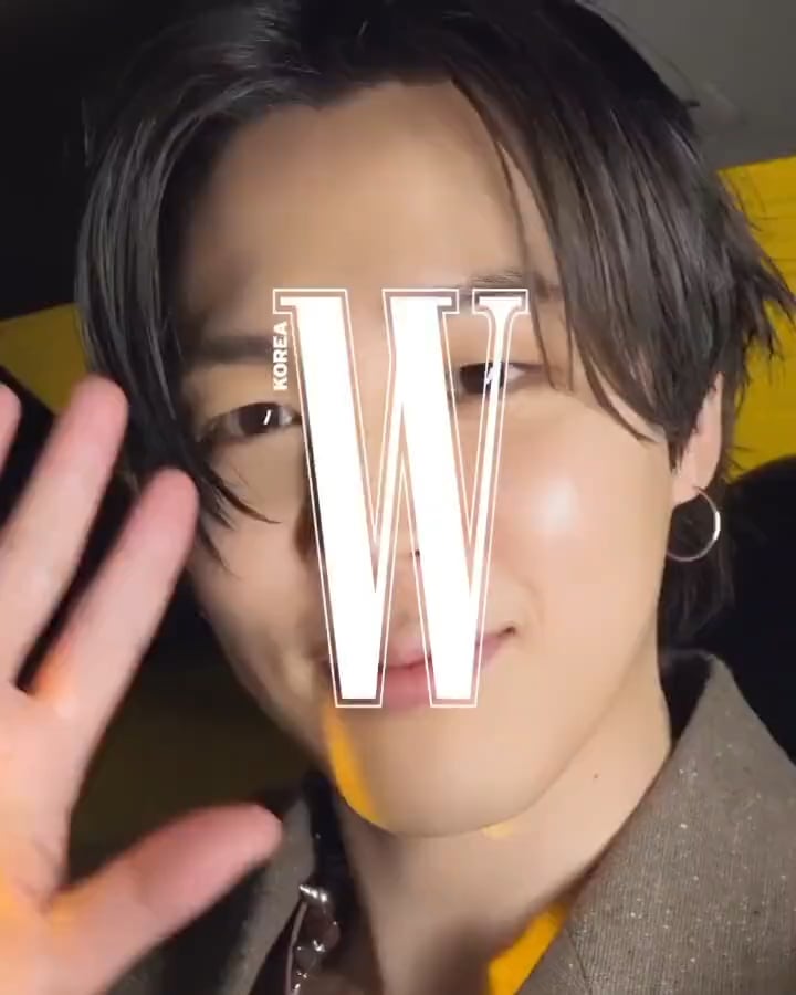 [W Korea] Do you want to make eye contact with BTS Jimin? - 190123 ...