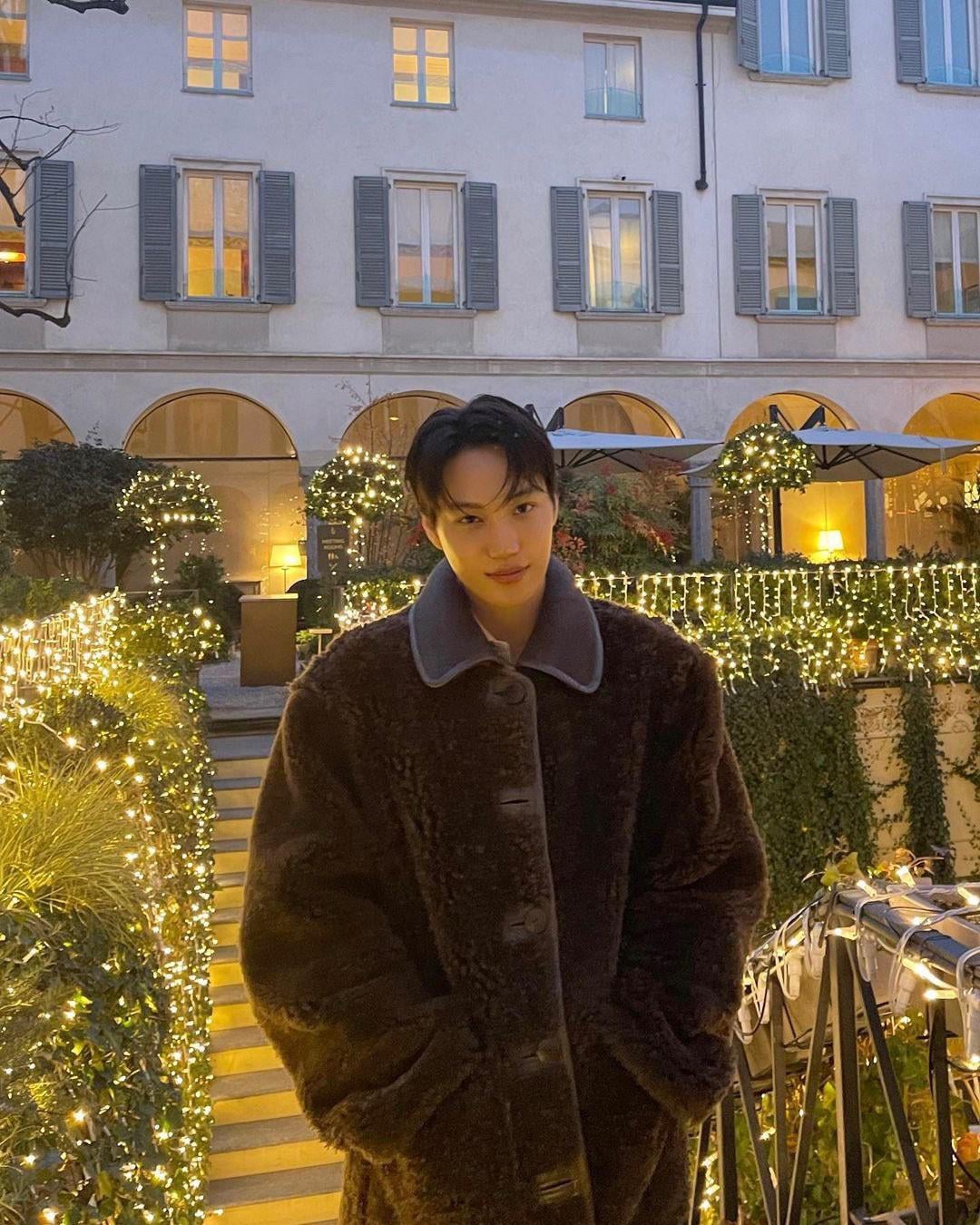 230117 Kai Instagram Update - “🇮🇹🐻” - PTKOREA