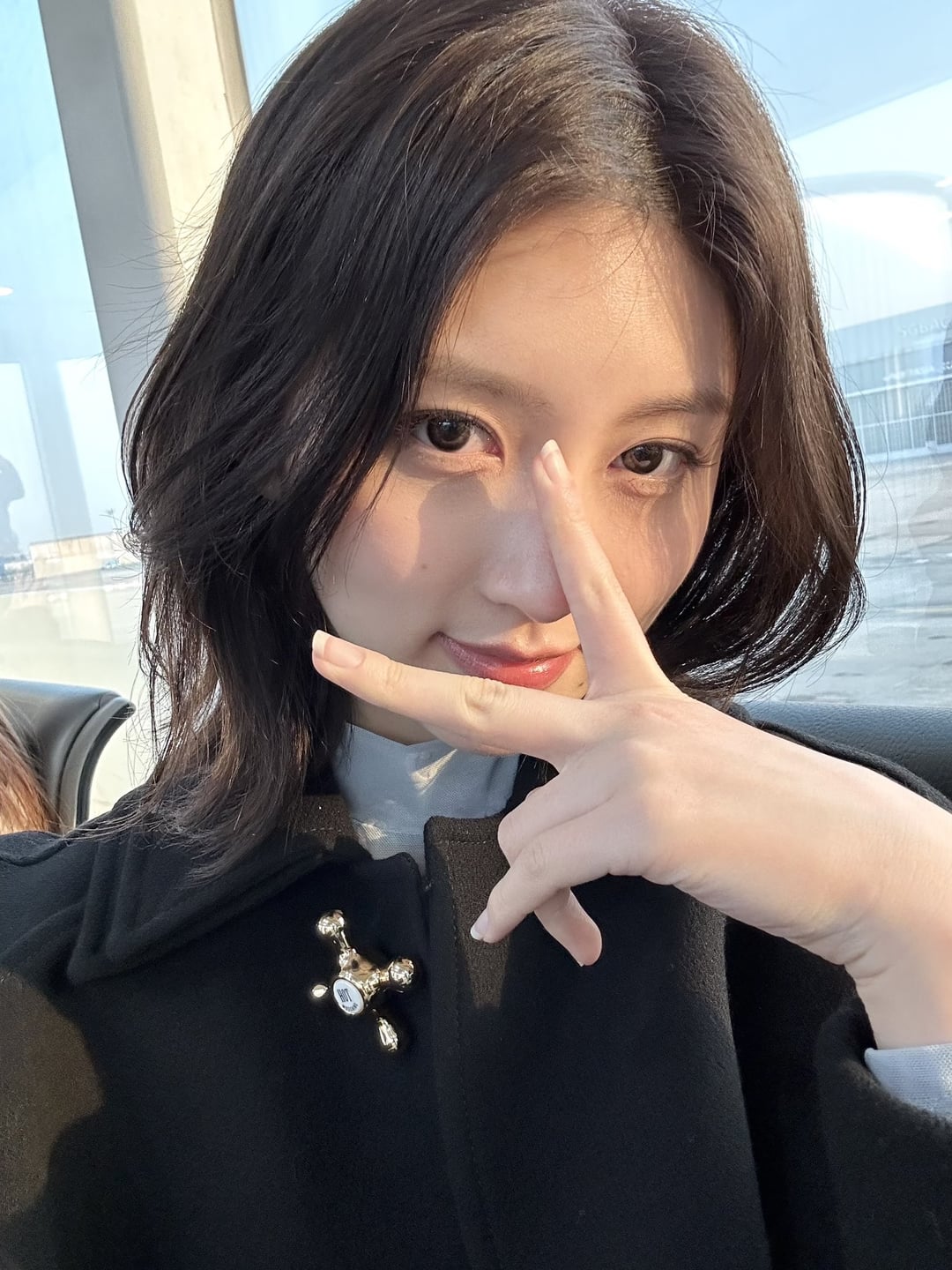 230218 IVE Official Japan Twitter Update with Gaeul - PTKOREA