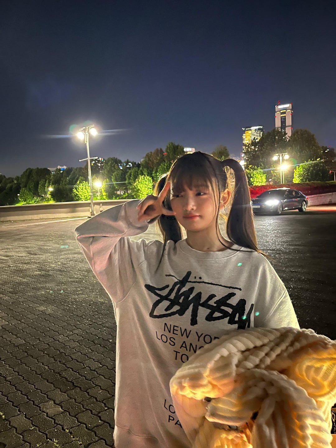 230203 IVE Twitter Update with Liz - Birthday Message for Happy Rei Day ...