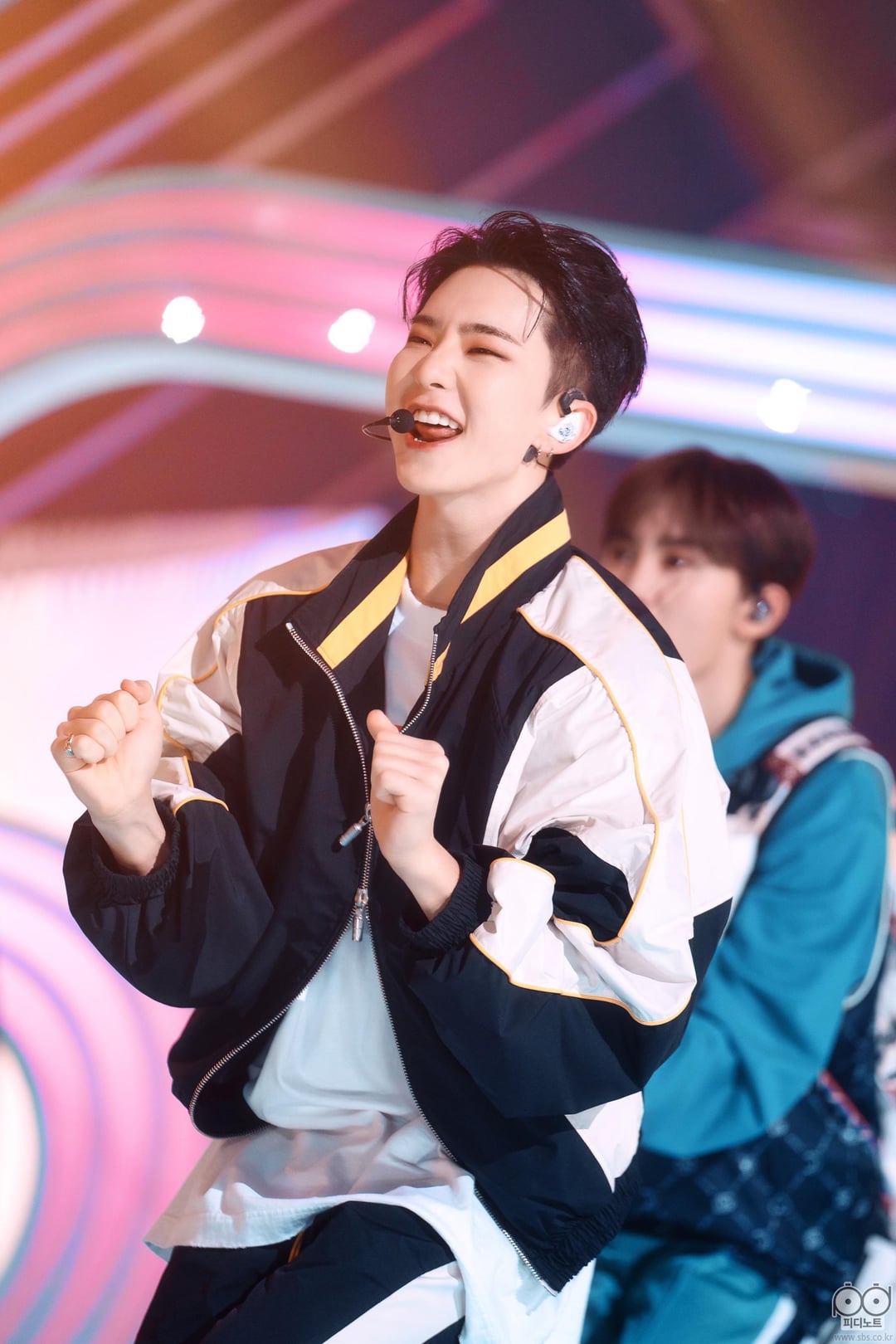 230213 BSS (SEVENTEEN Hoshi, DK & Seungkwan) - Fighting (feat. Lee ...