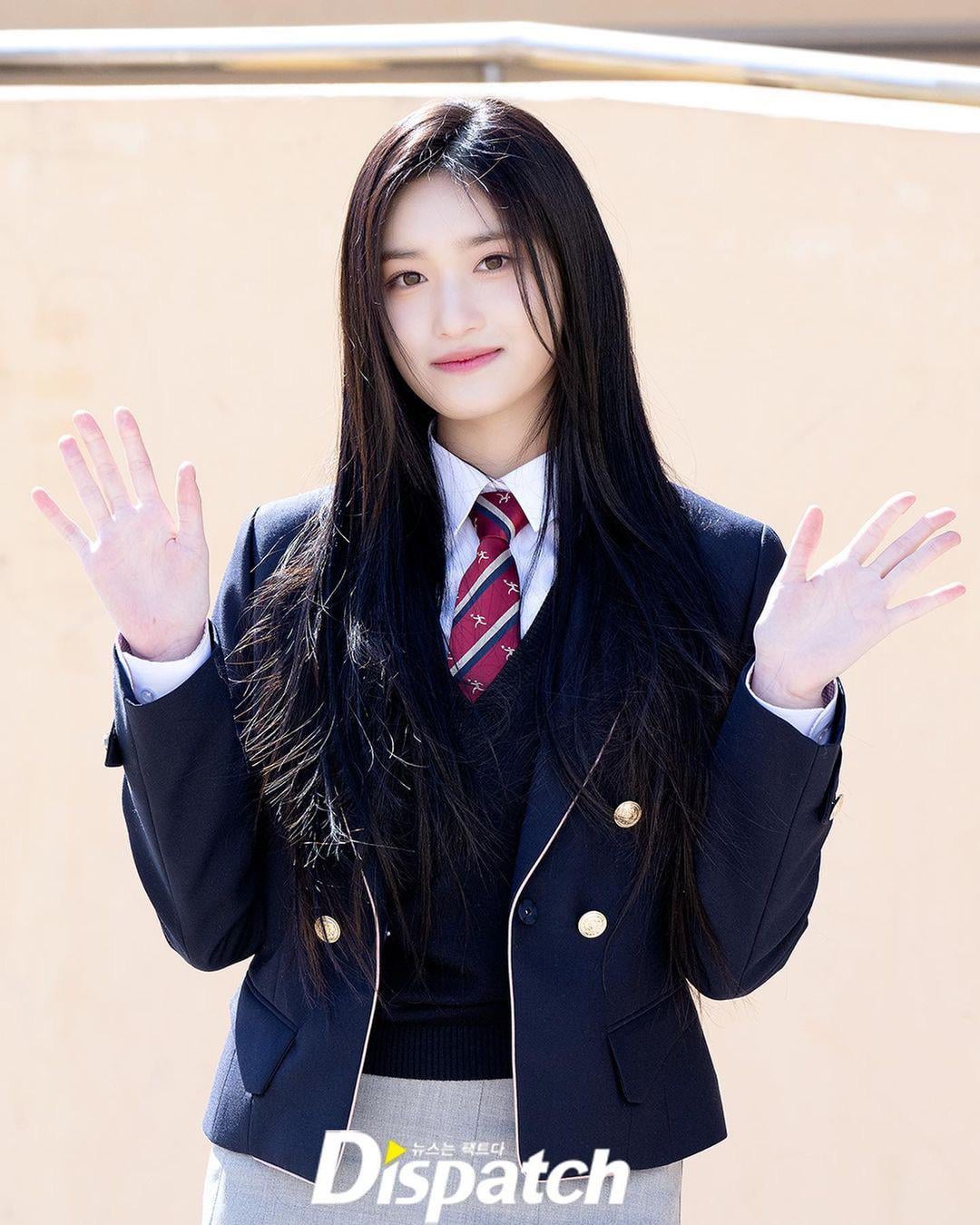 230302 Korea Dispatch Official Instagram Update with Leeseo - Hanlim ...