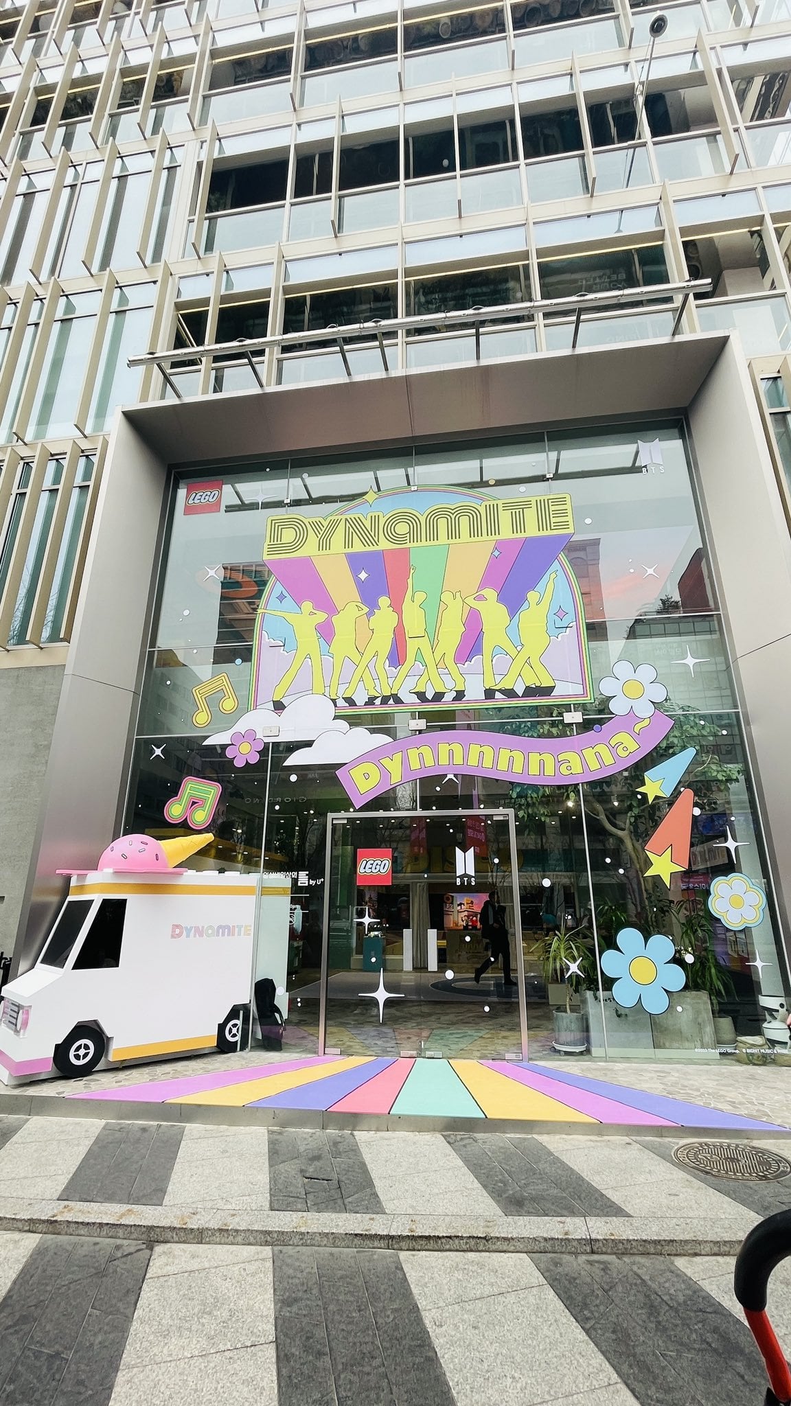 230301 LEGO x BTS popup store in Gangnam, Seoul - PTKOREA