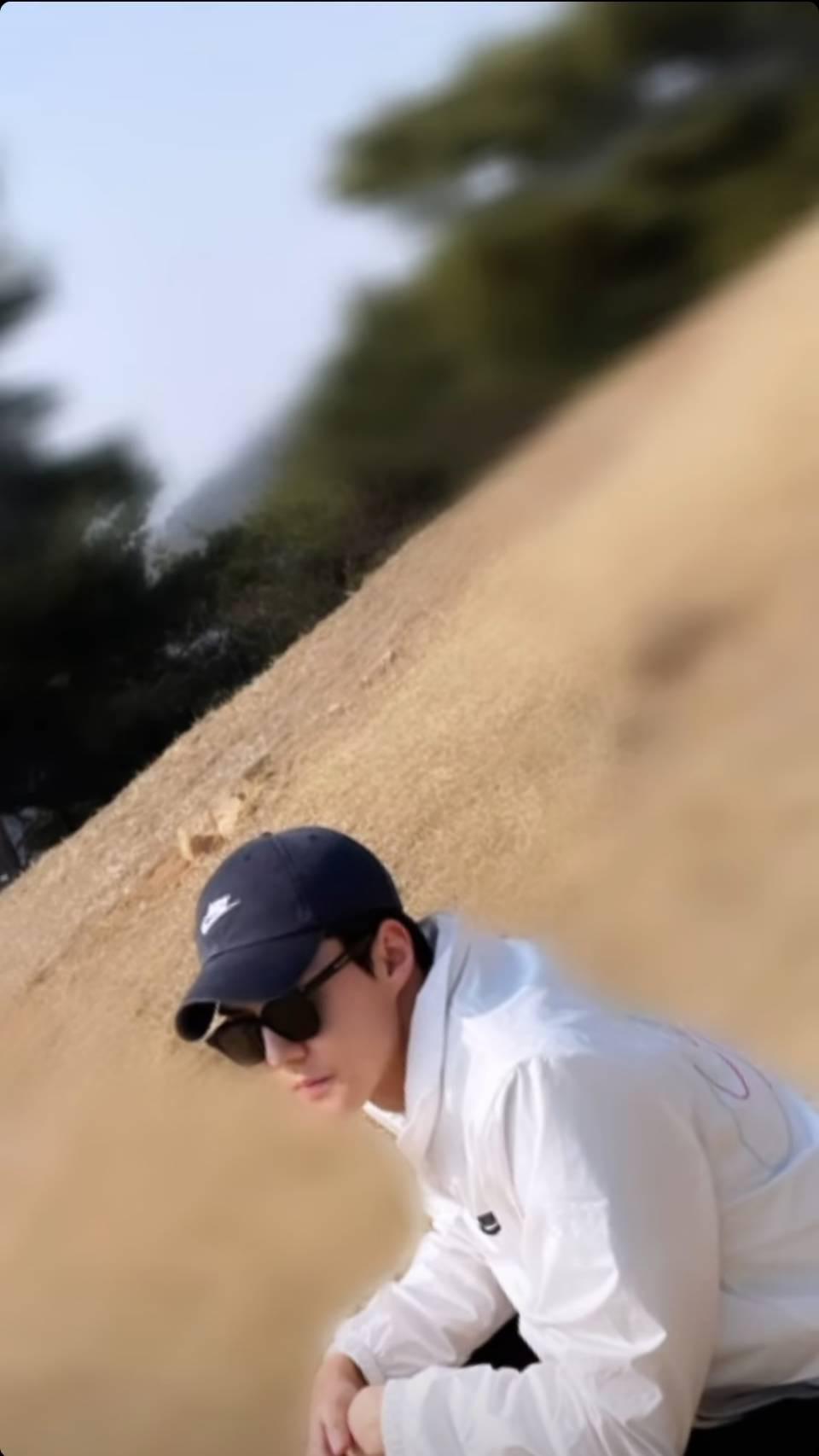 230307 Sehun Instagram Story Update - PTKOREA