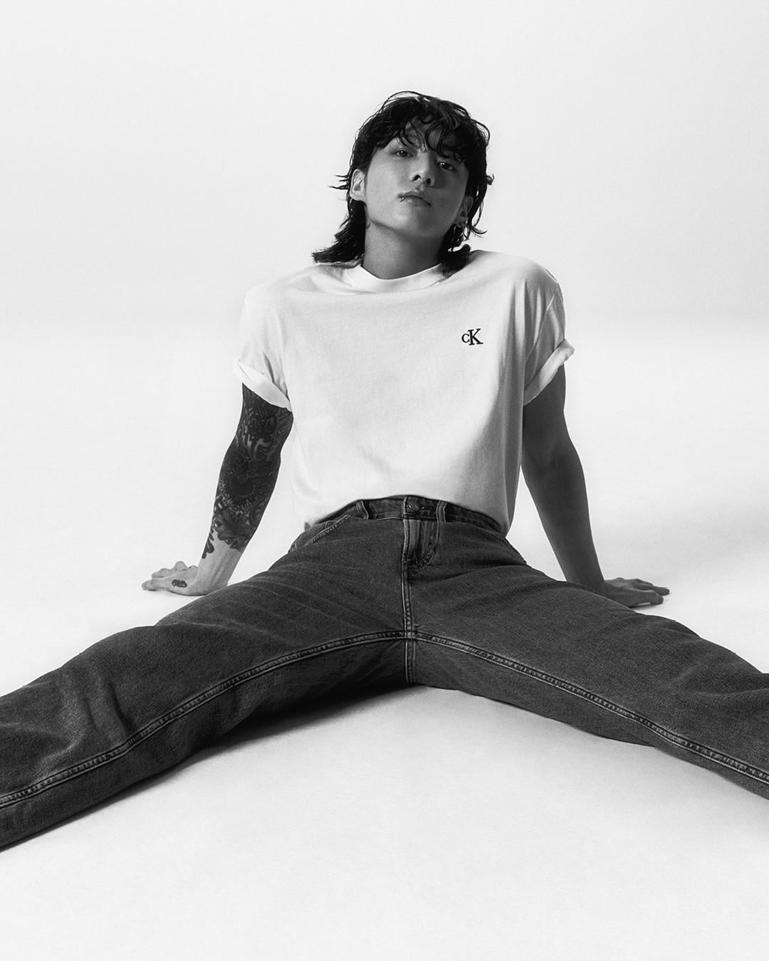Calvin Klein Twitter with Jungkook (3) (4) - 180423 - PTKOREA