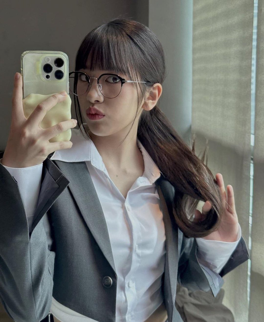 230428 Yujin Instagram Update - PTKOREA