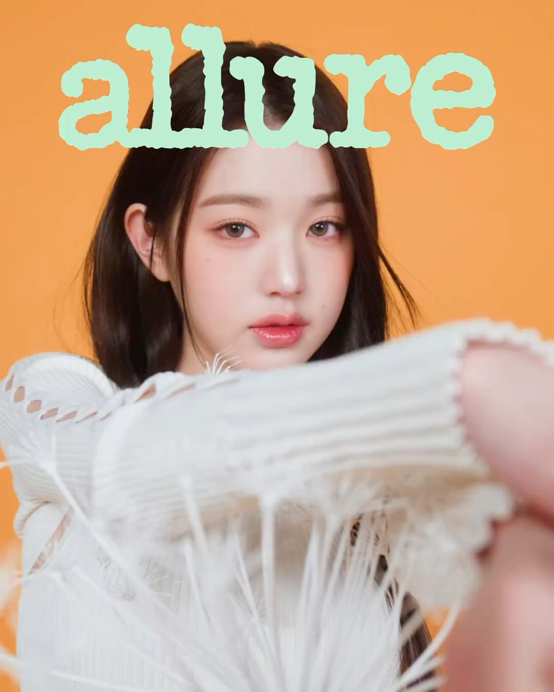 230428 Allure Korea Instagram Update with Wonyoung - Innisfree x Allure ...