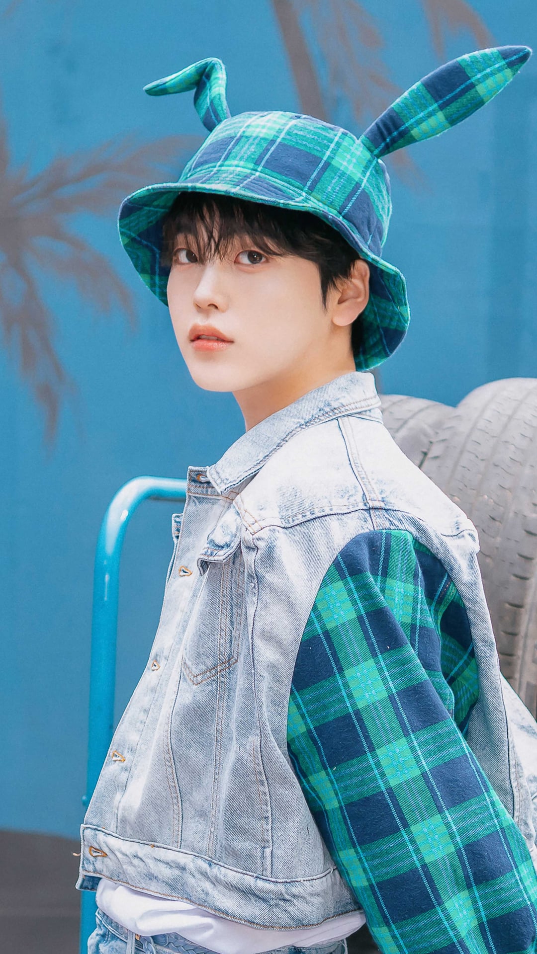 CRAVITY - Japan Debut Single Album 'Groovy (Japanese Ver.)' (Jacket ...