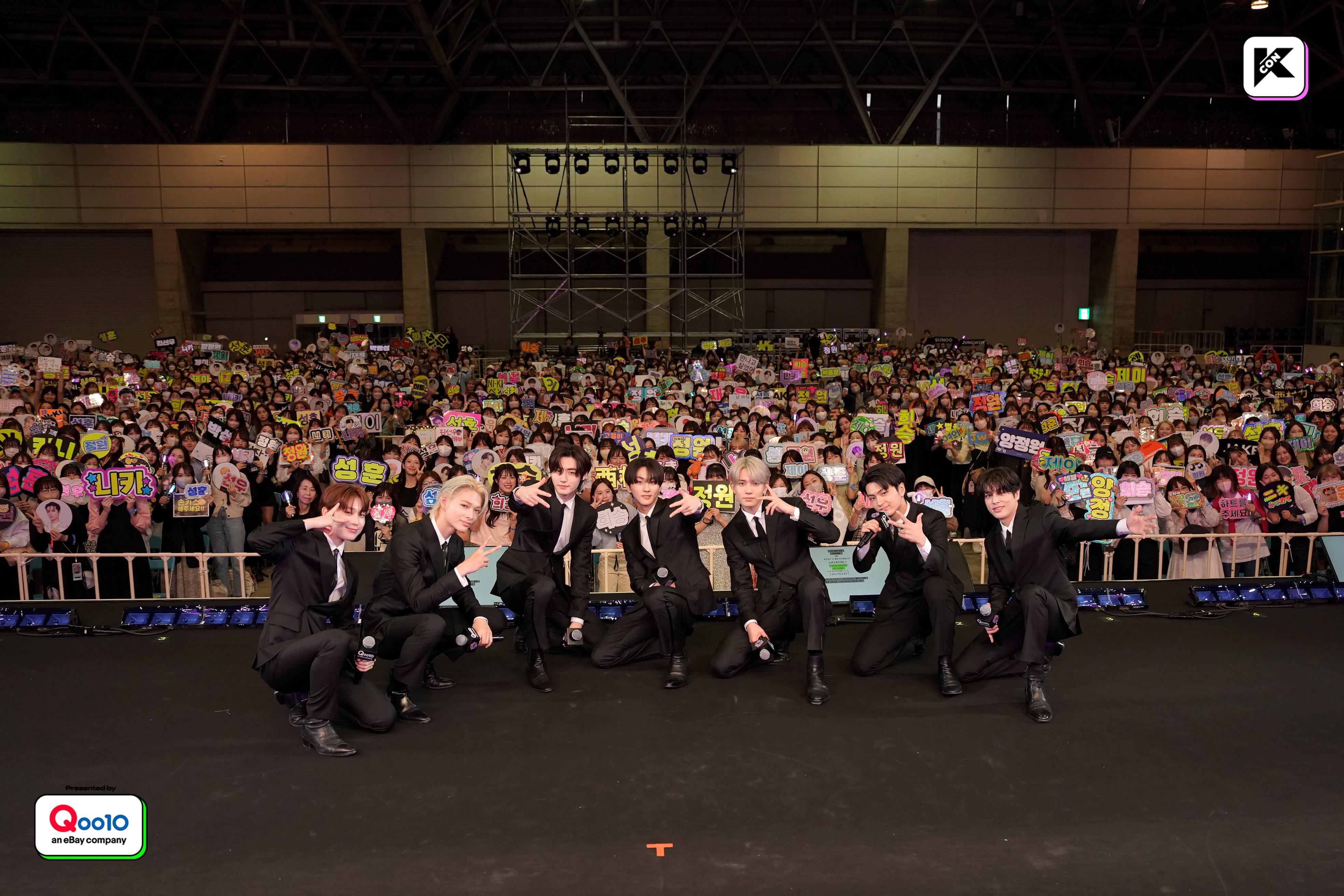 230519 Mnet KCON Twitter Update With ENHYPEN - KCON Japan 2023 Meet & Greet Photo - PTKOREA