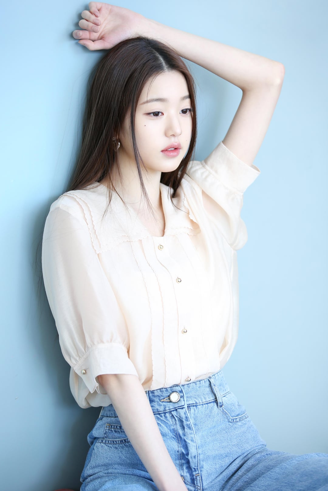 230503 IVE Official Naver Update - Wonyoung X 'SJSJ' Commercial Shoot (Behind The Scenes) - PTKOREA