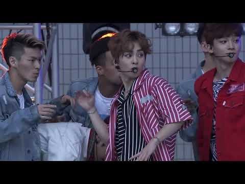 r/ EXO’s Showtime: 170607 EXO-CBX - ‘Girl Problems’ @ Showcase Colorful ...