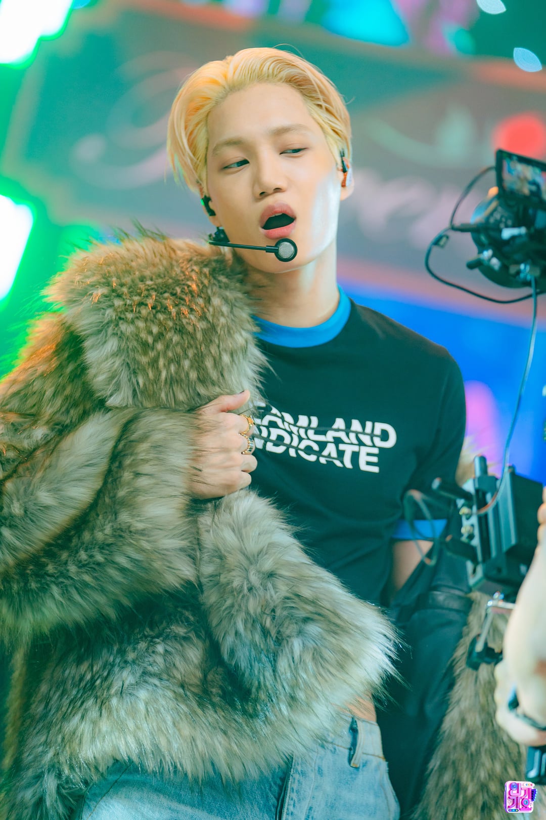 230721 Kai - Rover Stage Photos from Inkigayo Special Photo Update ...