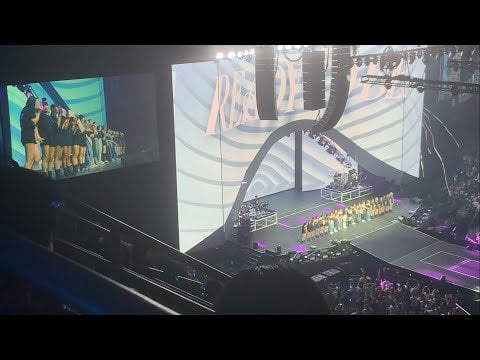 TWICE (트와이스) Ready to Be World Tour - Concert Ending (Toronto Day 1 ...