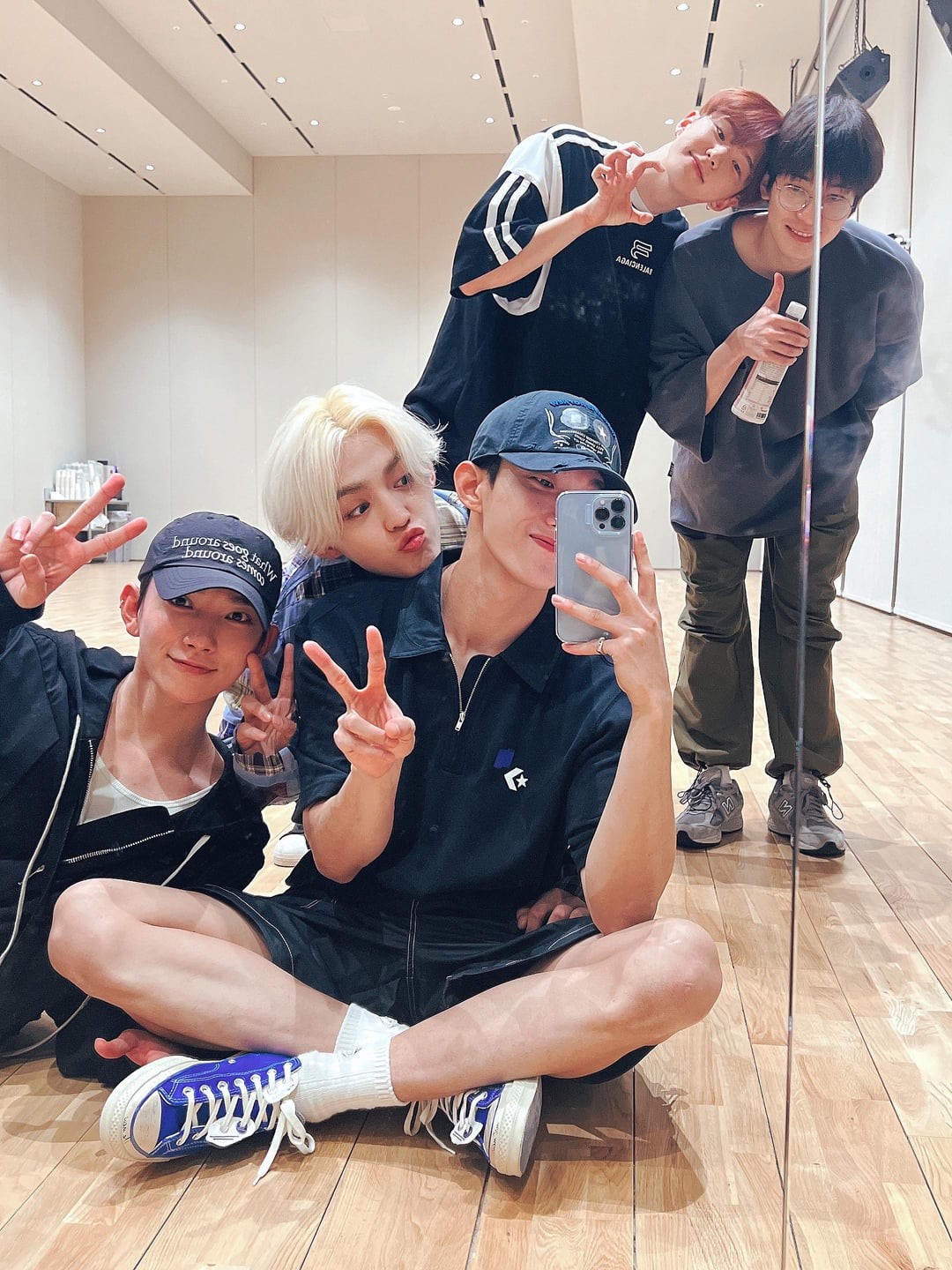 230805 DK Weverse Update (with Joshua, S.Coups, Hoshi & Wonwoo) - PTKOREA
