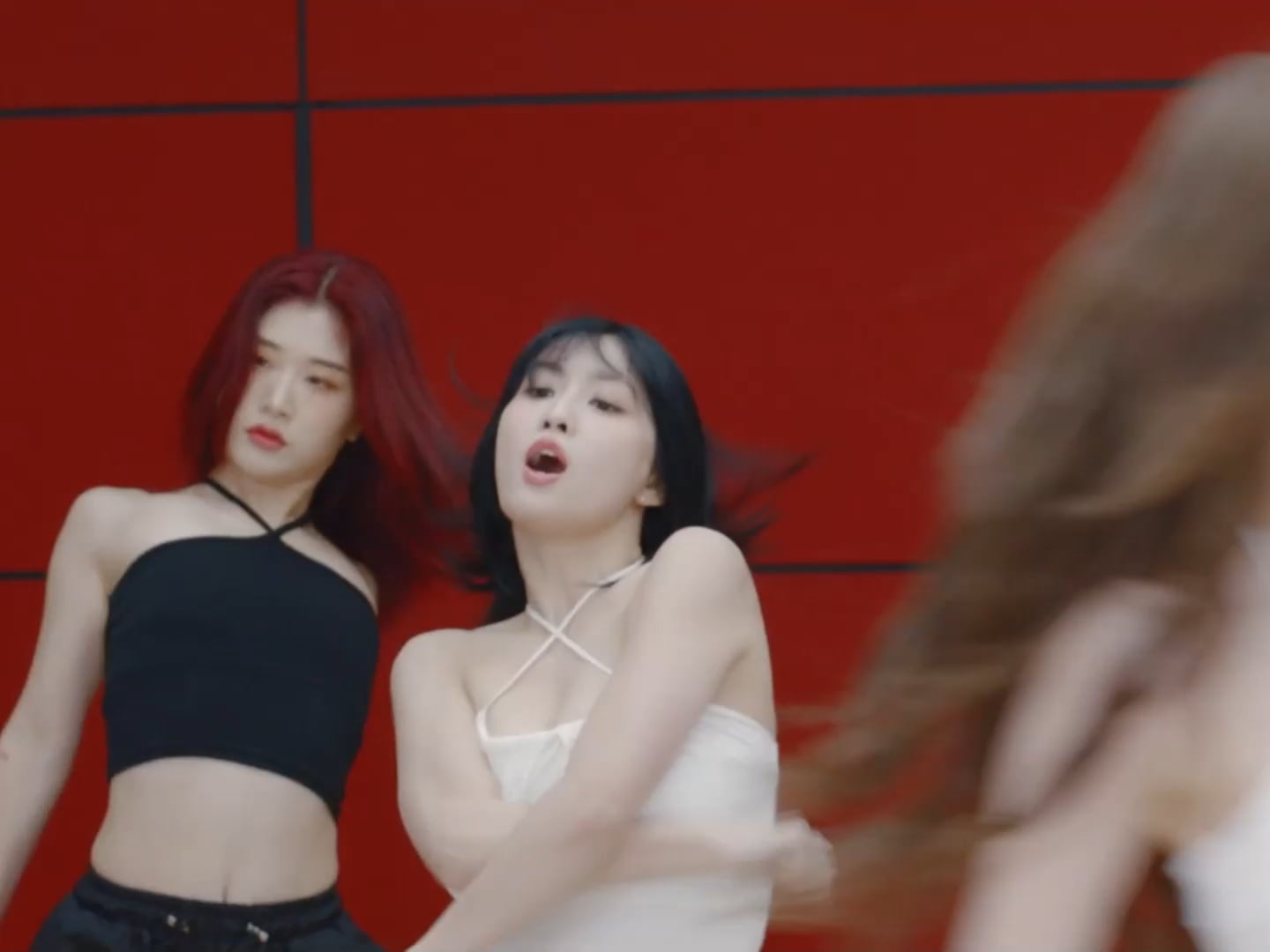 "You'll find out" that Momo is the best dancer - PTKOREA