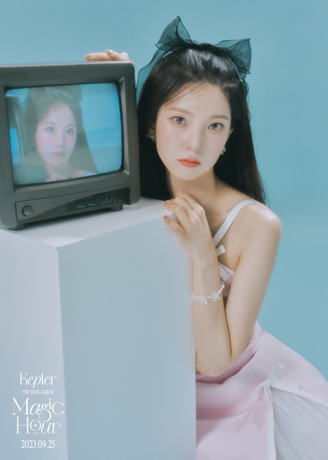 Kep1er - The 5th Mini Album: Magic Hour (Concept Photo - BELOVED Ver.) - PTKOREA