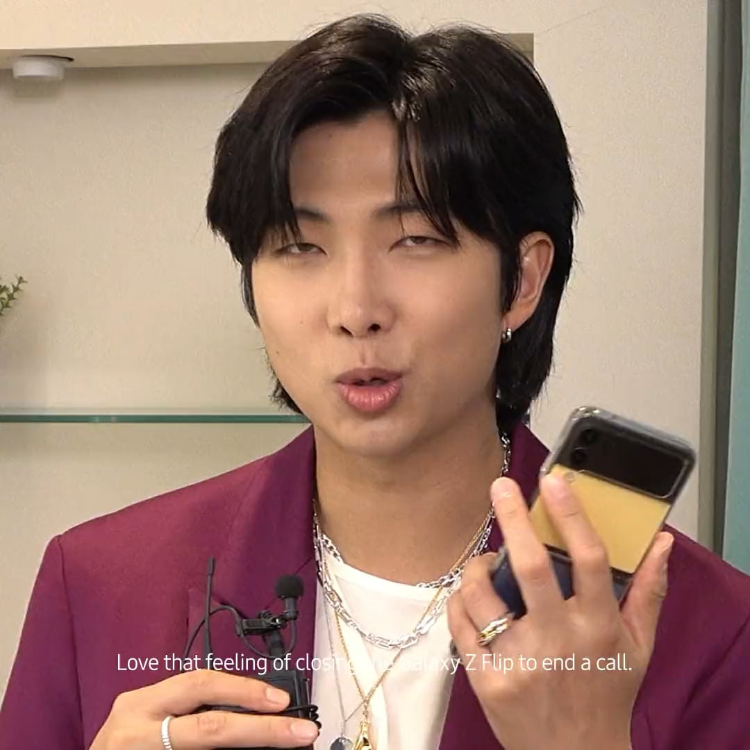 [Samsung Mobile] That satisfying snap is clearly RM of BTS’ favorite ...