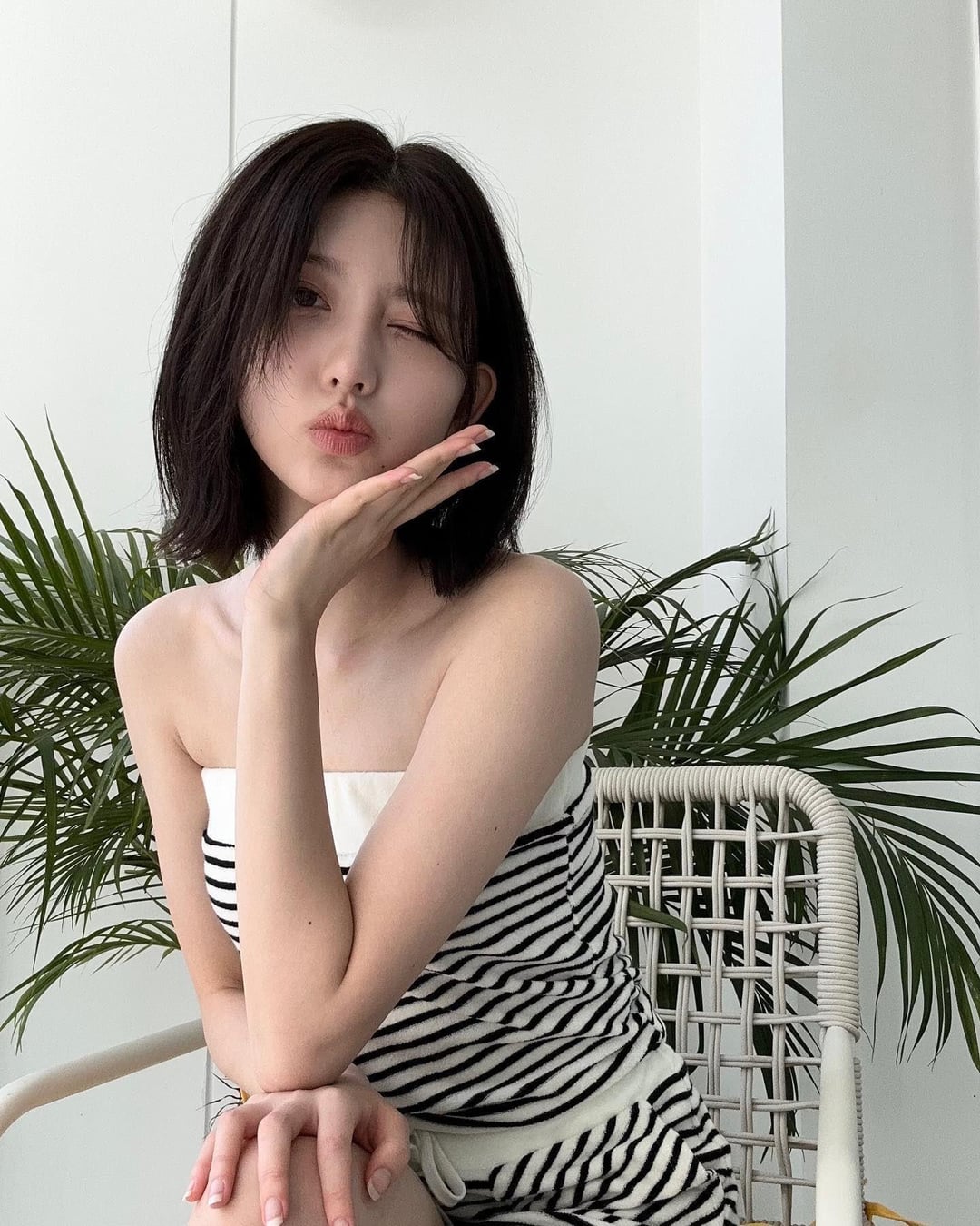 230901 IVE Official Instagram Update with Gaeul - PTKOREA
