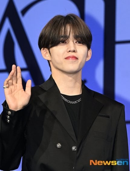 231006 S.Coups donated 30M won on 9/12 to WEACT, an animal rescue ...