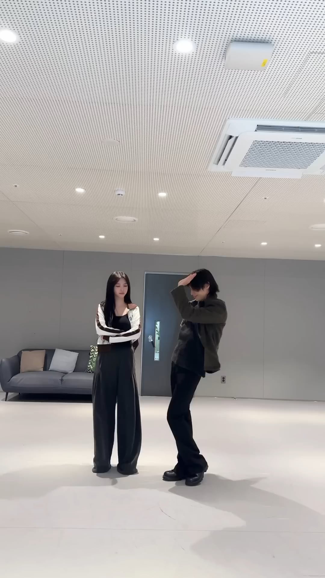 231030 SHINee TikTok Update with Karina - #Guilty_Challenge with Taemin ...