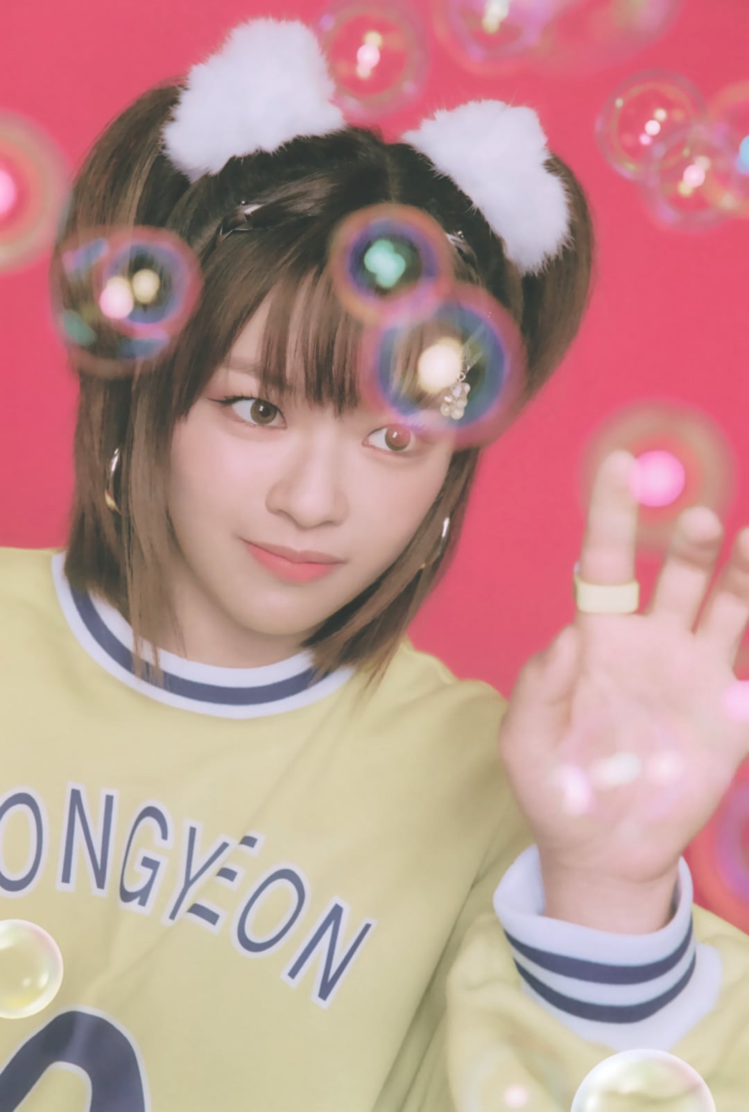 Jeongyeon - TWICE Official Fanclub ONCE 4th Generation Photobook [Scan] (with Nayeon and Mina ...