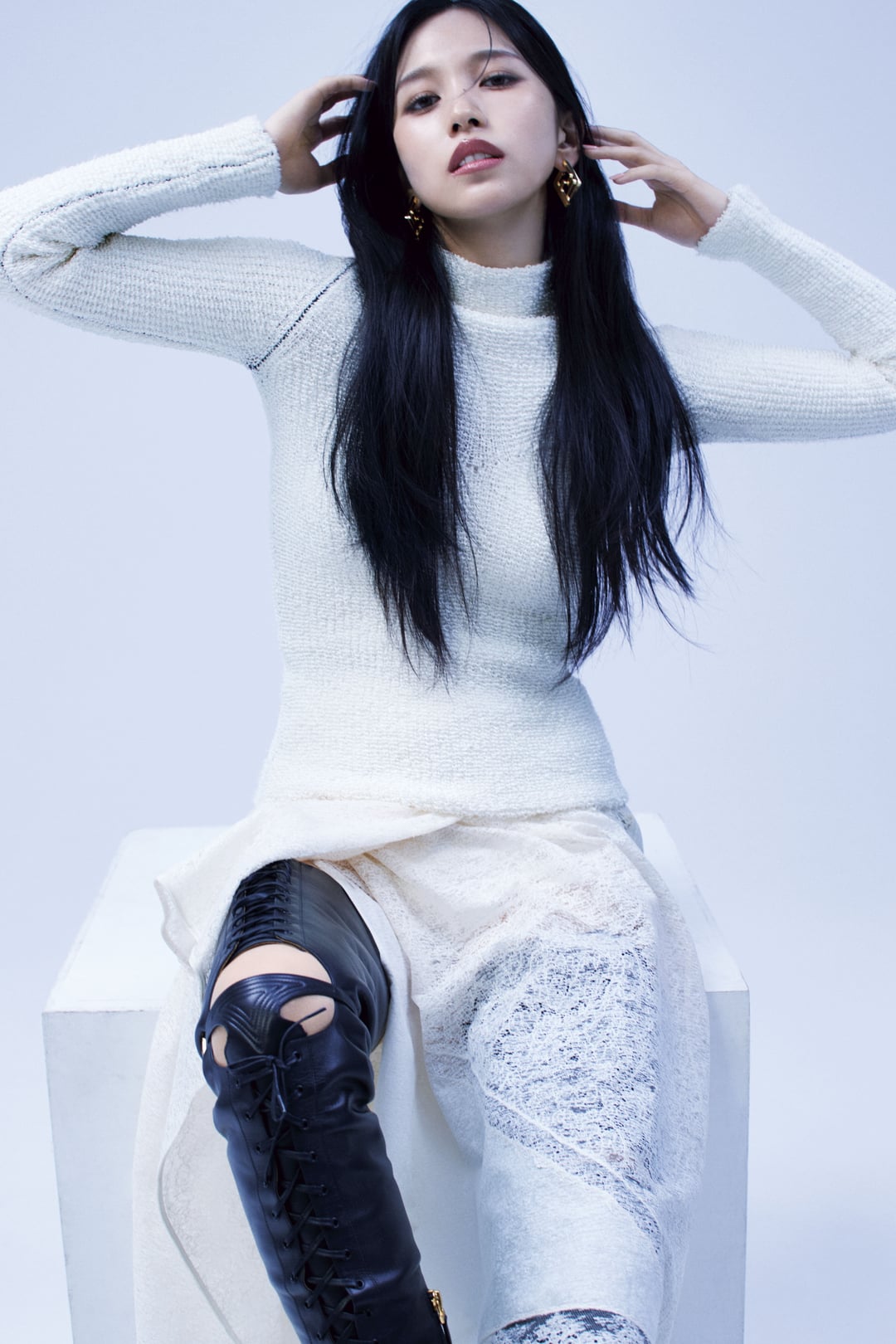 231027 Elle Japan - MINA's new look - PTKOREA