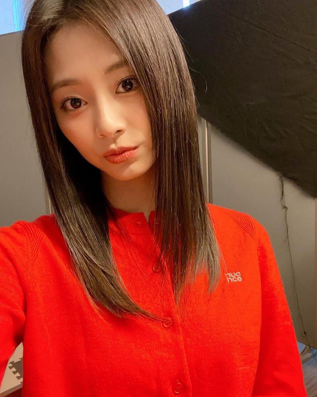 231010 zooc_official Instagram Update - Red cardigan chosen by Tzuyu ...