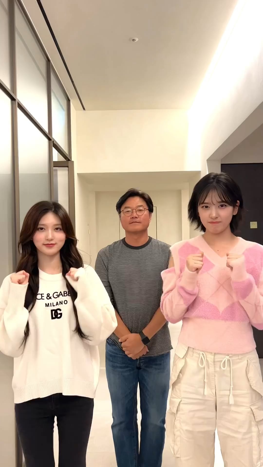 231021 IVE Official Instagram Reel Update: ‘Baddie’ Challenge - Gaeul ...
