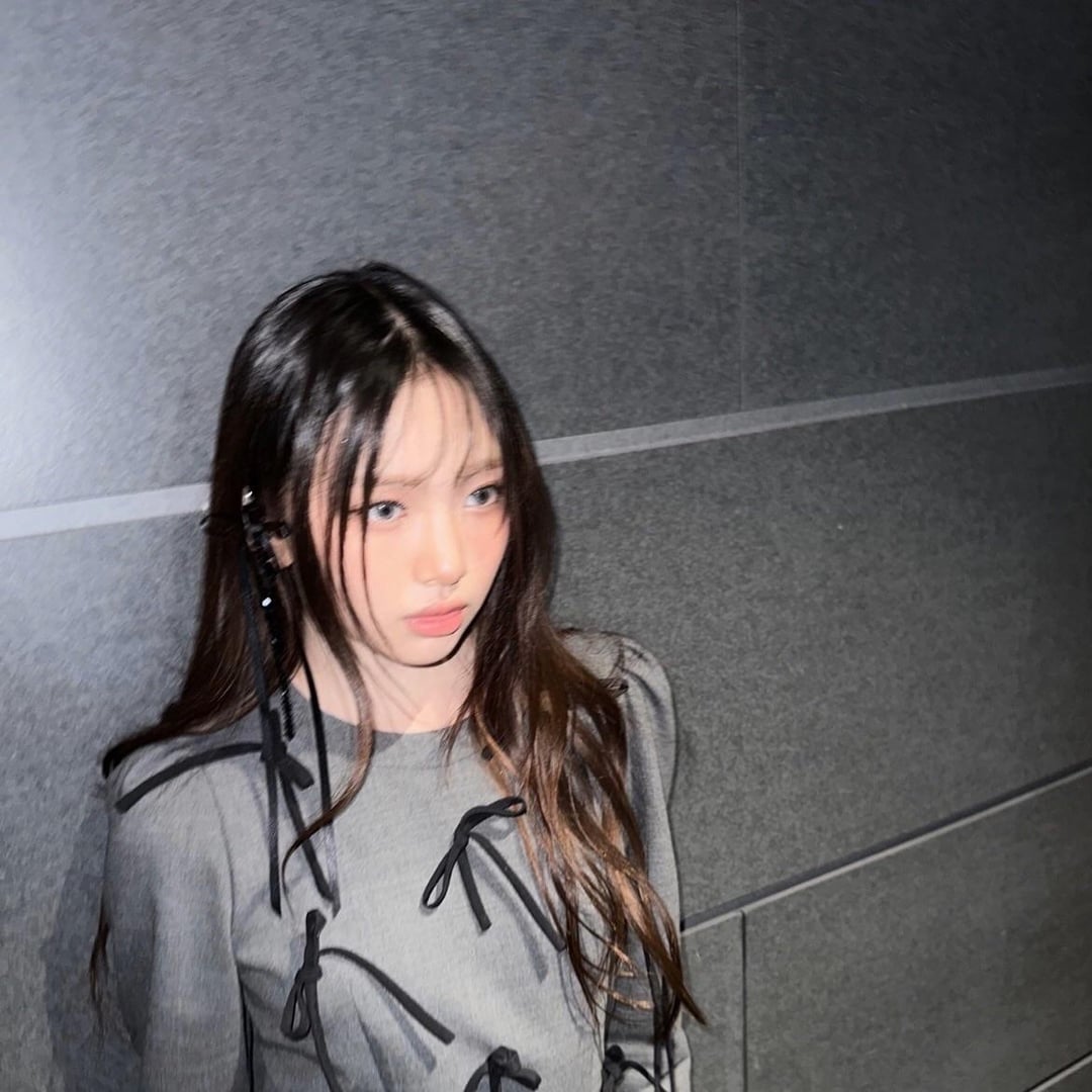 231023 Hyein Phoning Photo Update - PTKOREA