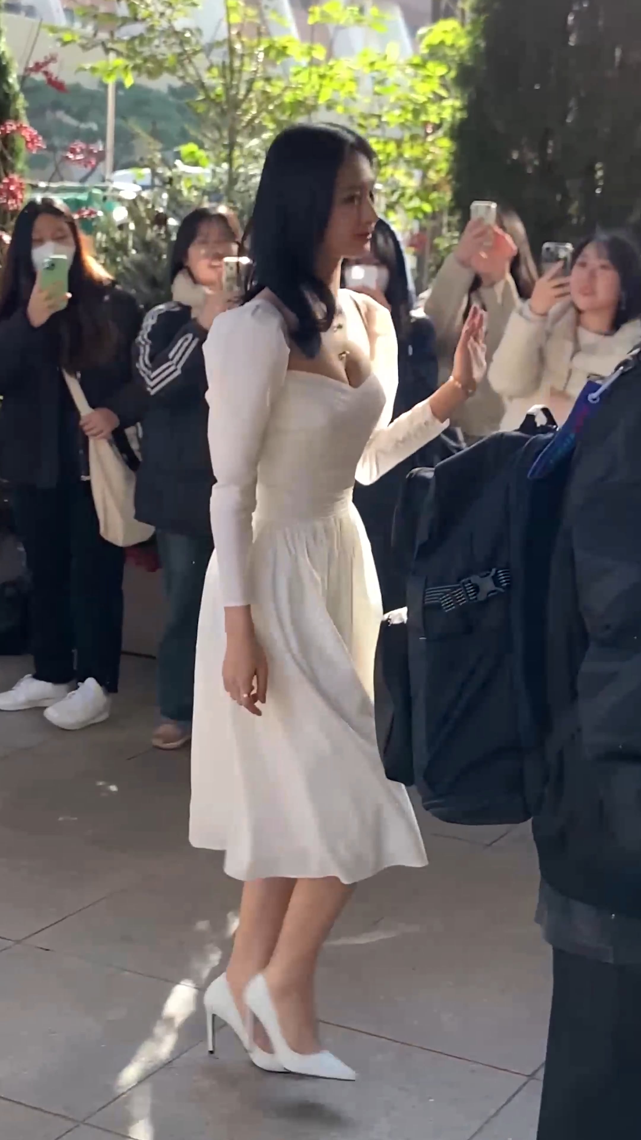 221108 - Elegant Tzuyu at the Damiani event - PTKOREA