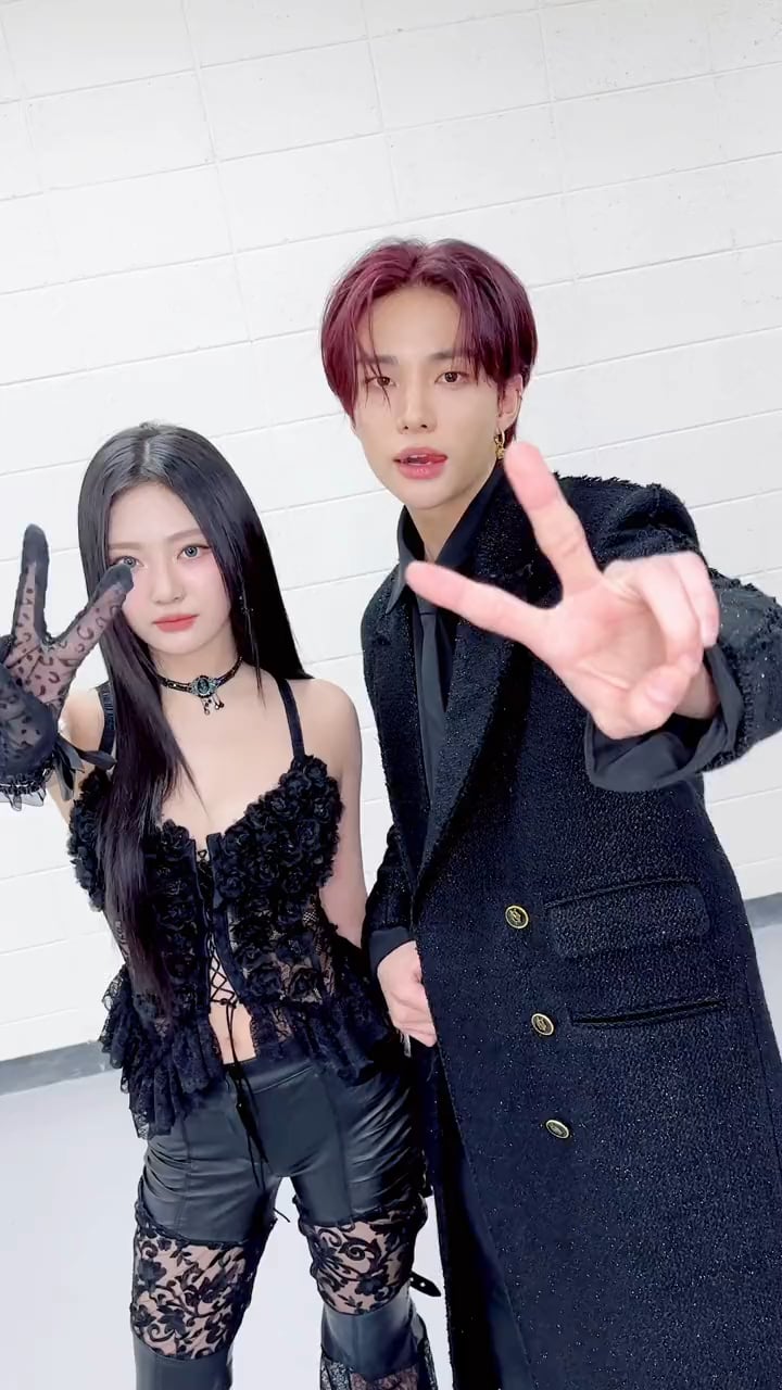 231229 aespa TikTok Update with Ningning - #ImtheDrama with Stray Kids Hyunjin 🤘💫 - PTKOREA