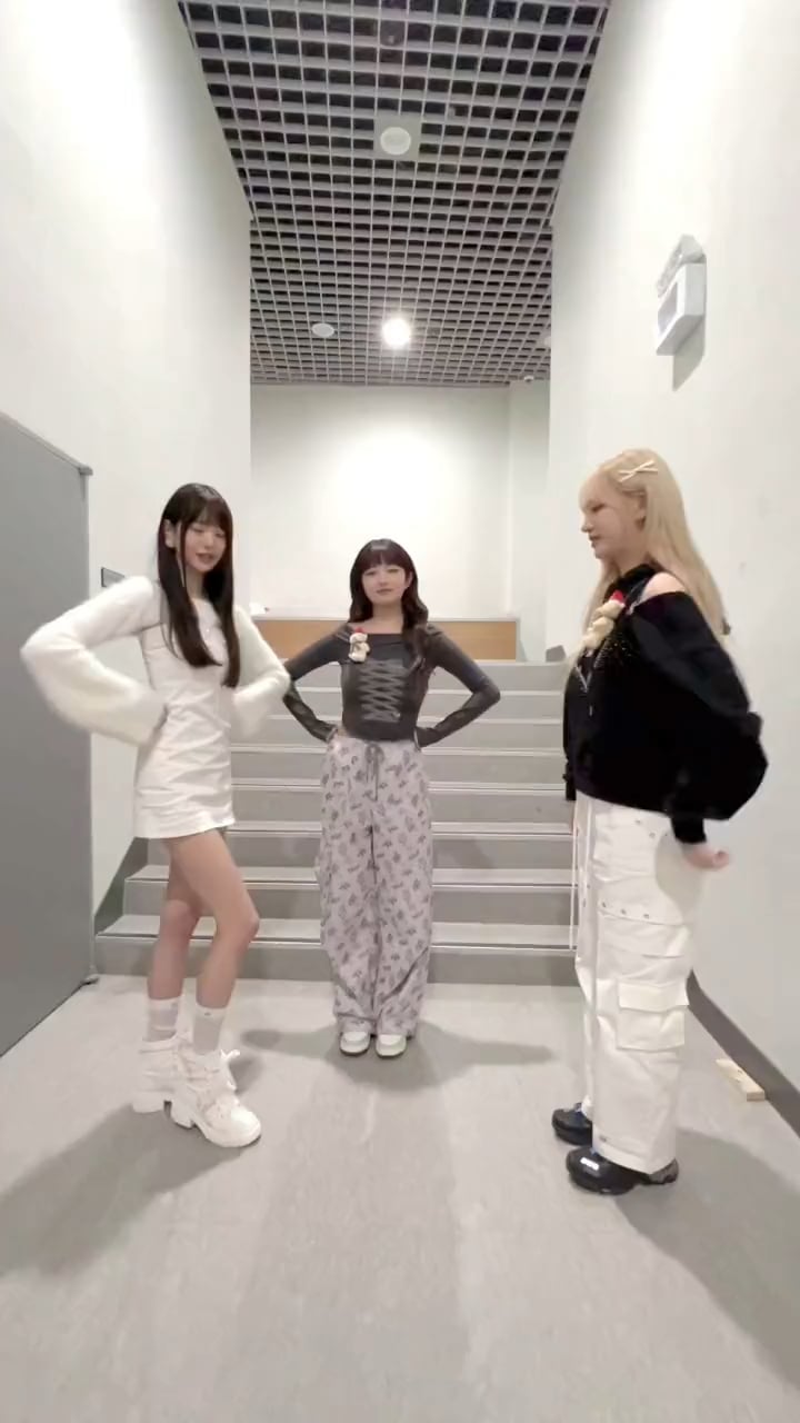 231217 IVE Official TikTok Update with Wonyoung, Liz & Rei - PTKOREA