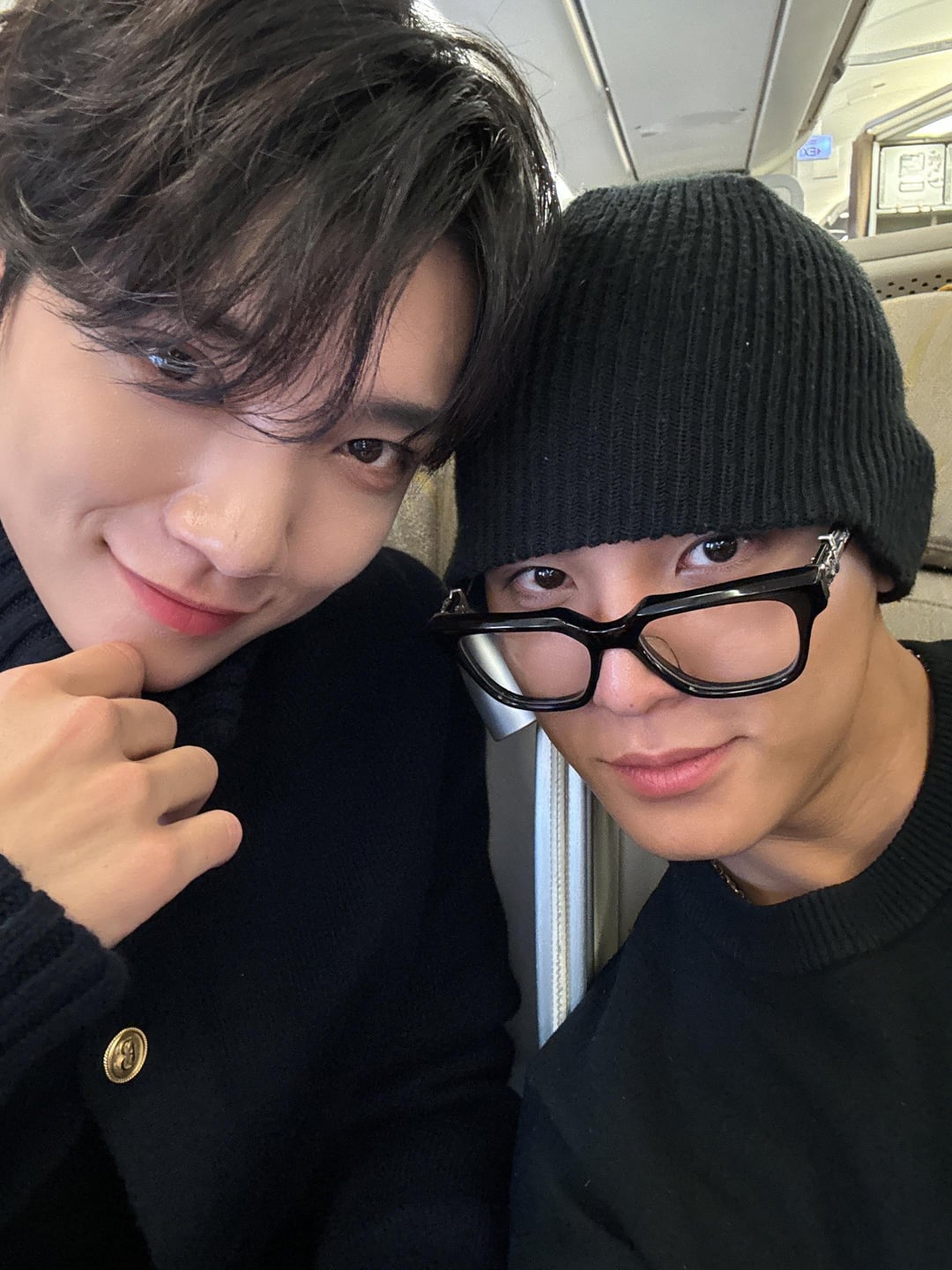 231228 Joshua Weverse Update (with Mingyu & The8) - PTKOREA