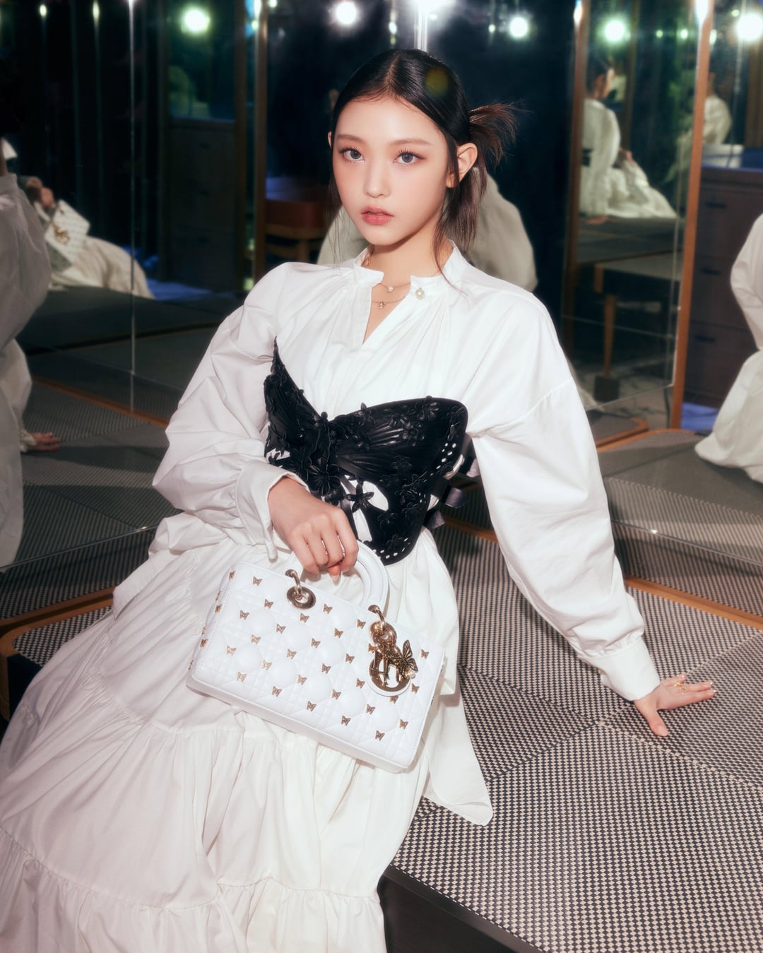231202 Dior Twitter Update with Haerin - PTKOREA