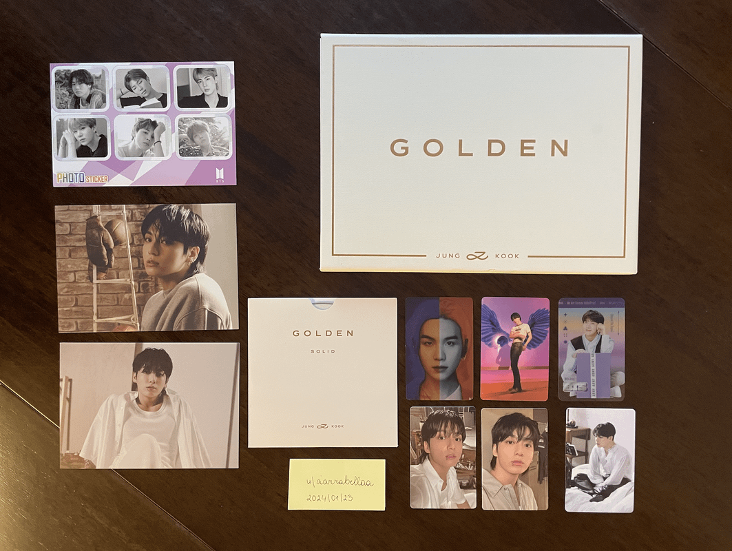 Jung Kook GOLDEN Solid version + assorted BTS PC (shipping to Europe ...