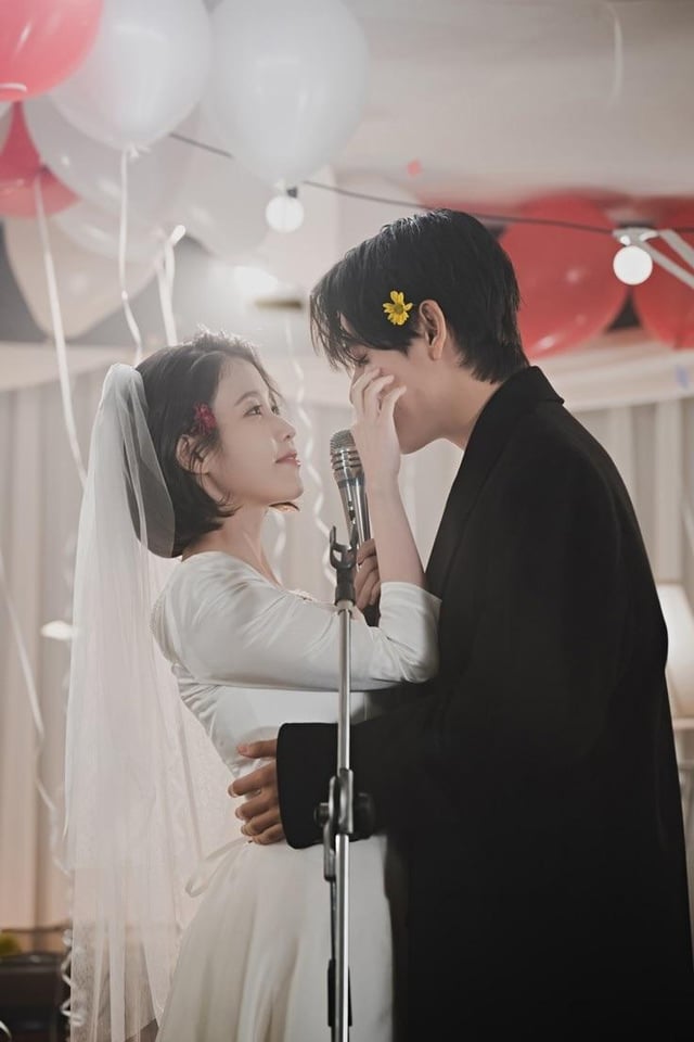 [Melon] IU ‘Love wins all’ (starring Taehyung) MV Behind Photos ...