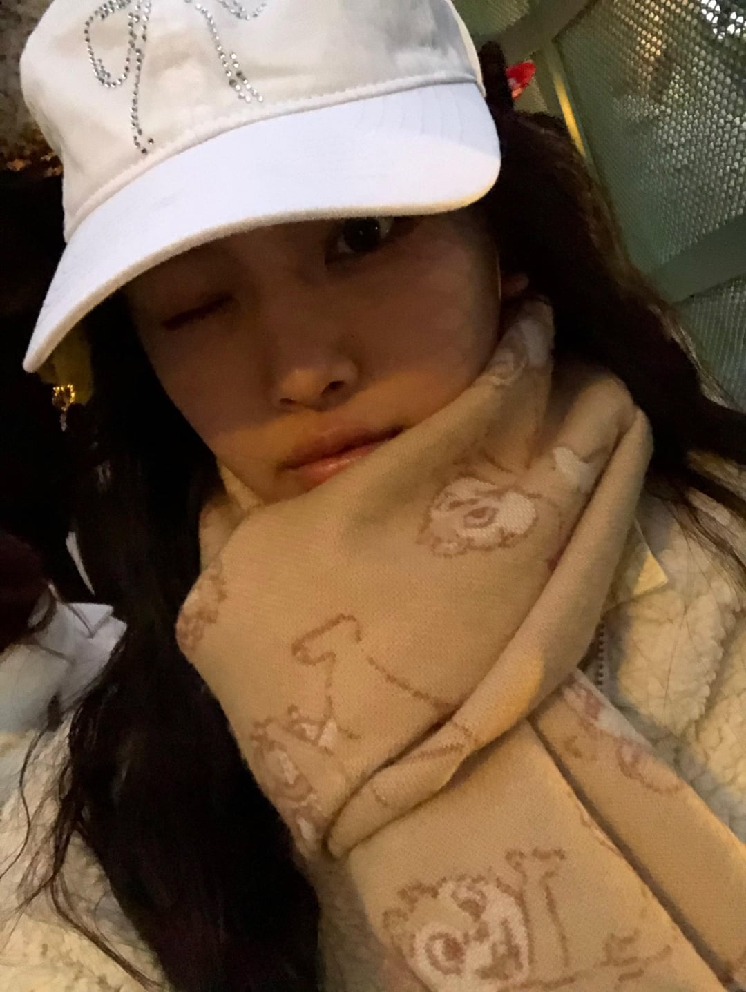240203 Hyein Phoning Photo Update (2) - PTKOREA